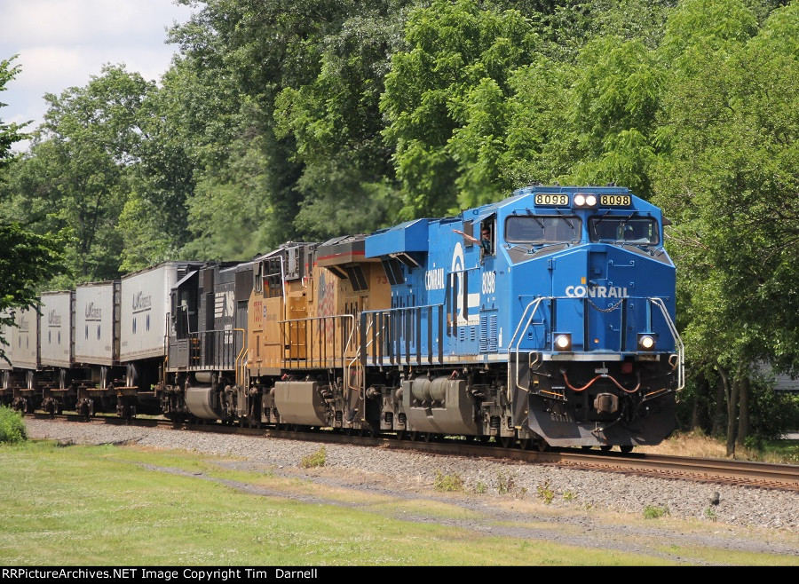 NS 8098 leads 20E